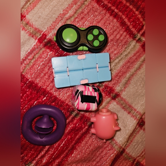 fidget | Toys | 5 Fidgets | Poshmark